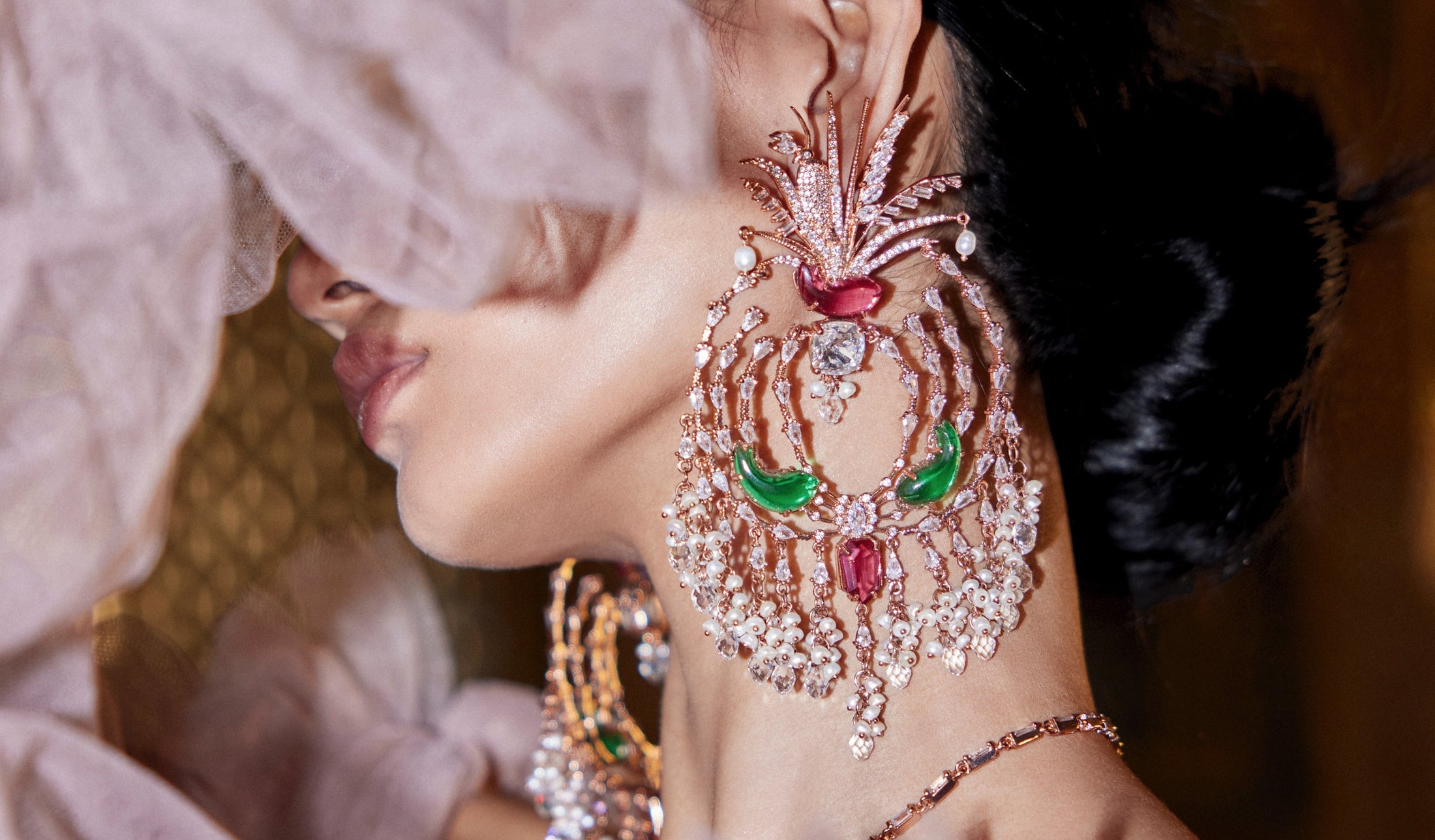 18 Different Types of Jewellery Every Woman Must Have – Outhouse Jewellery